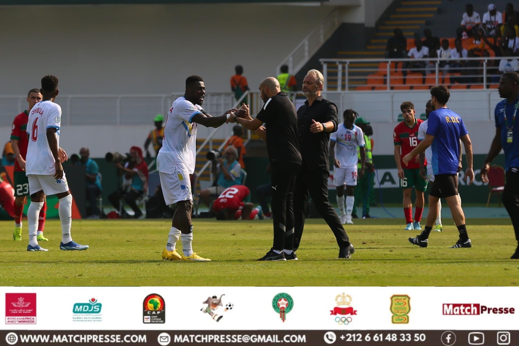 الكاف يوقف وليد الركراكي اربع مباريات إثنتان منها موقوفة التنفيذ - Matchpresse.com